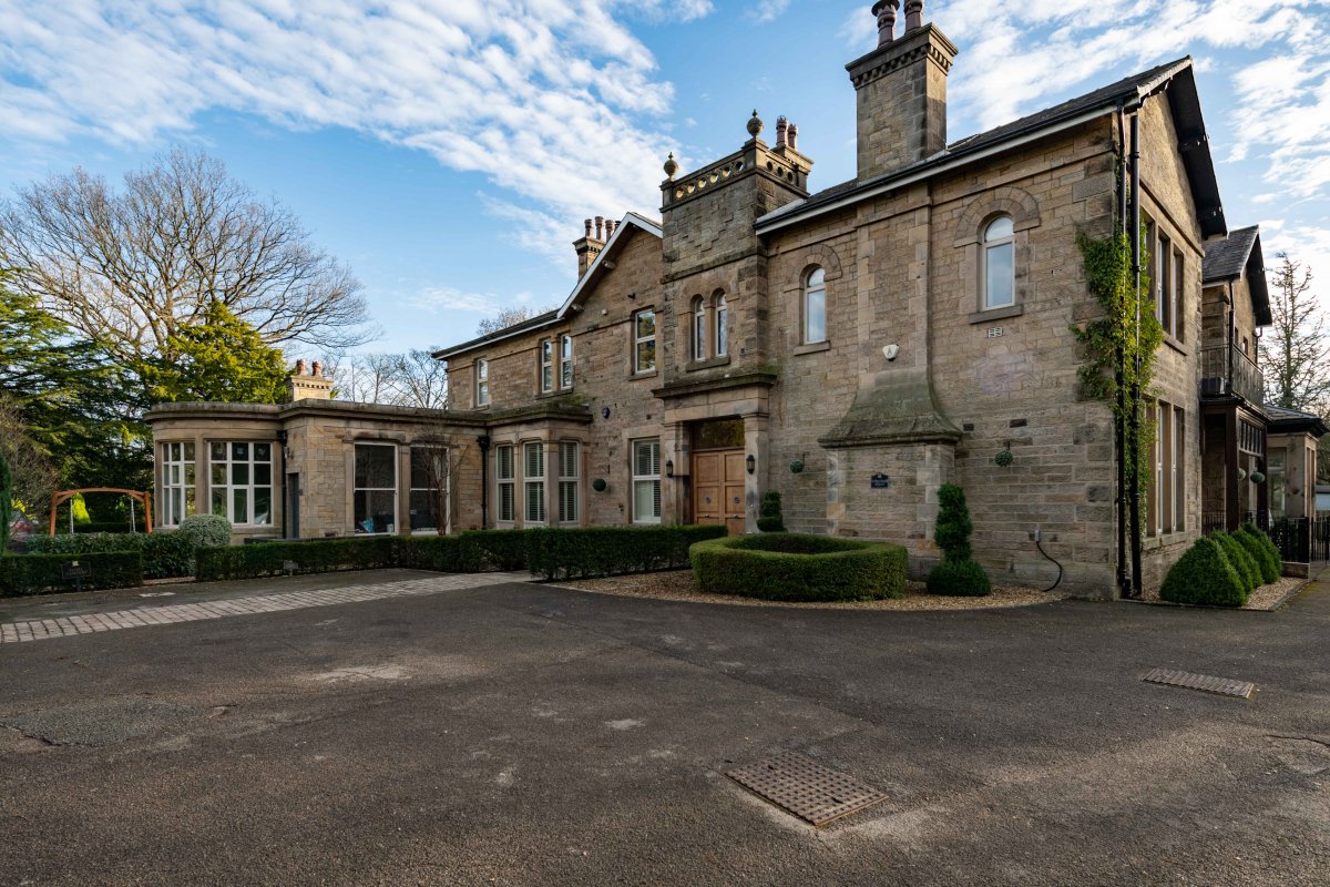 Hermitage Manor House | Luxury celebration house, Lancashire
